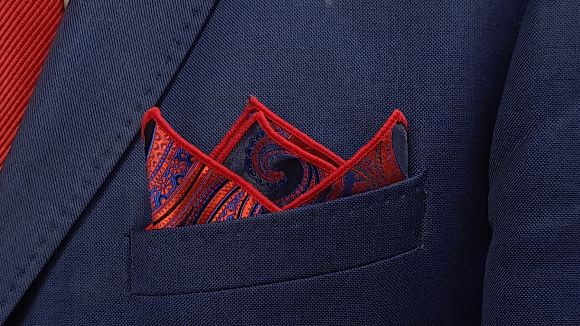 Master The 3 Peaks Pocket Square Fold: The Ultimate Flourish To Finish ...